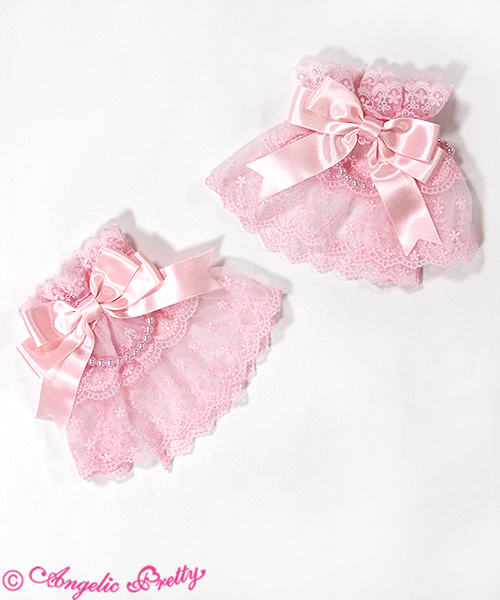 Elegant Pearl Lace Cuffs by Angelic Pretty