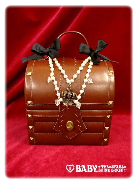 A/P Treasure Chest Bag (2011) by Alice and the Pirates