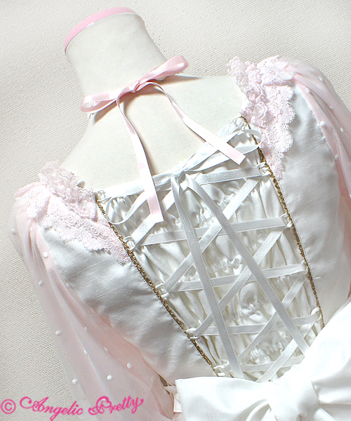 Dramatic Doll OP by Angelic Pretty